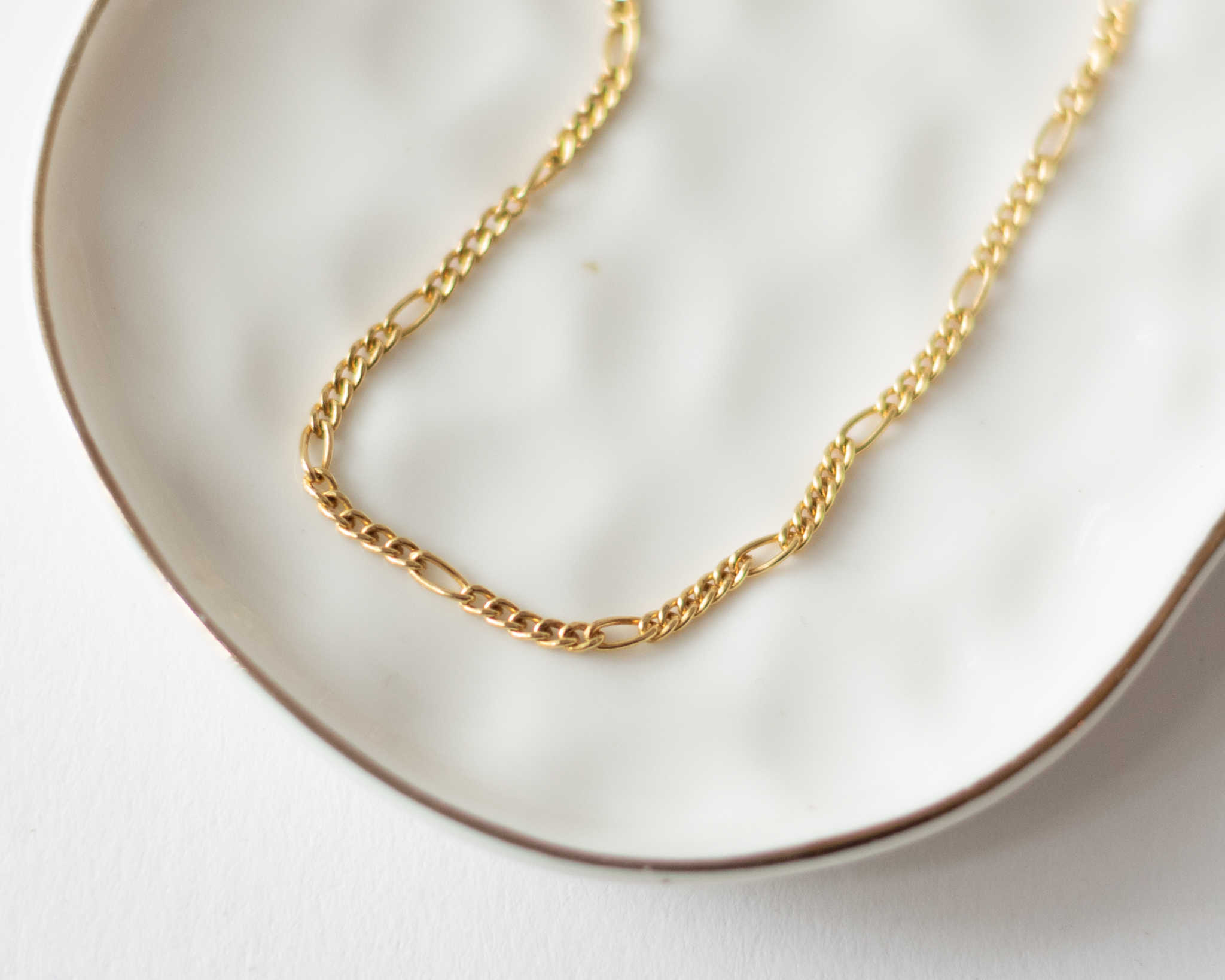 14k gold filled minimalist figaro chain bracelet – Sela Designs
