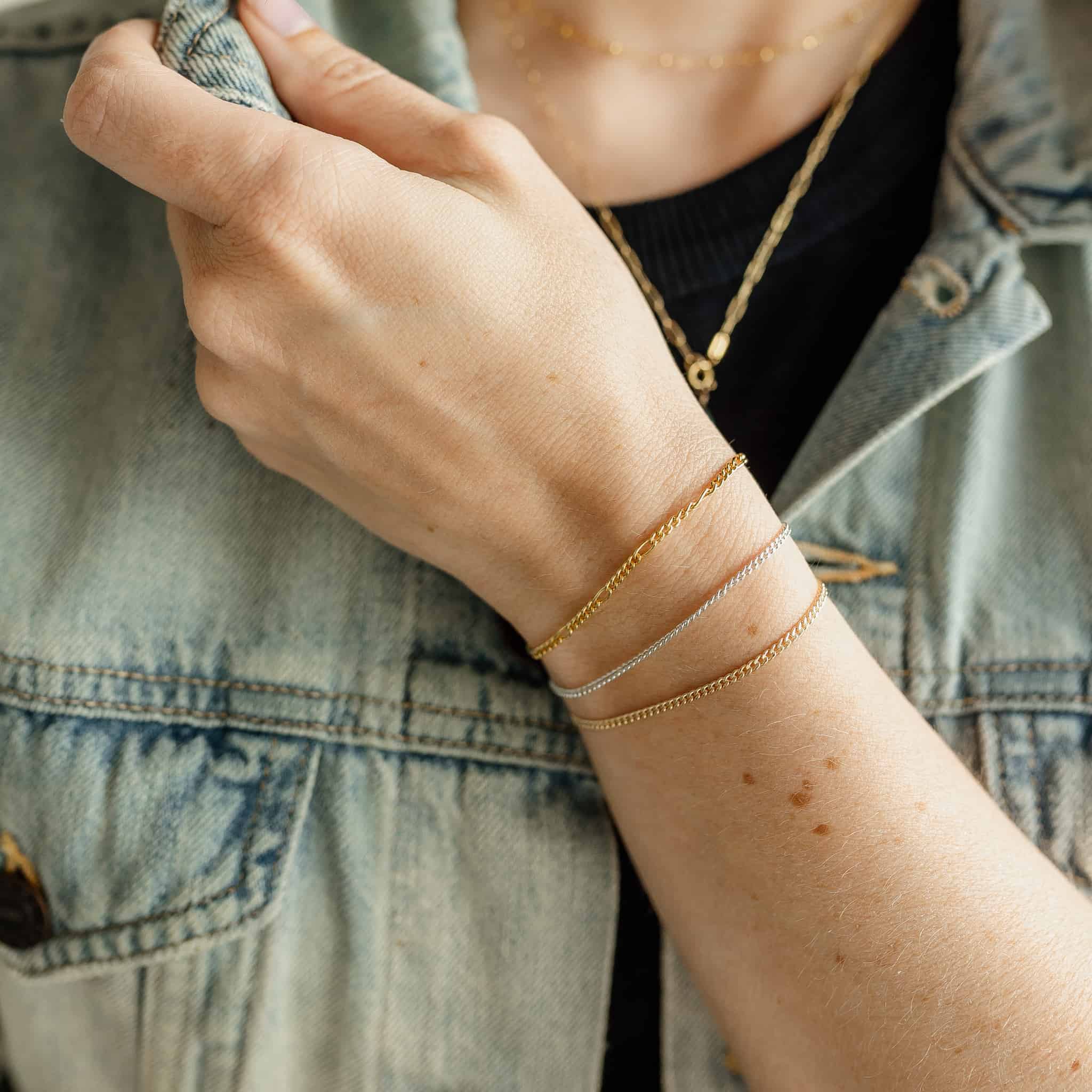 14k gold filled minimalist figaro chain bracelet – Sela Designs